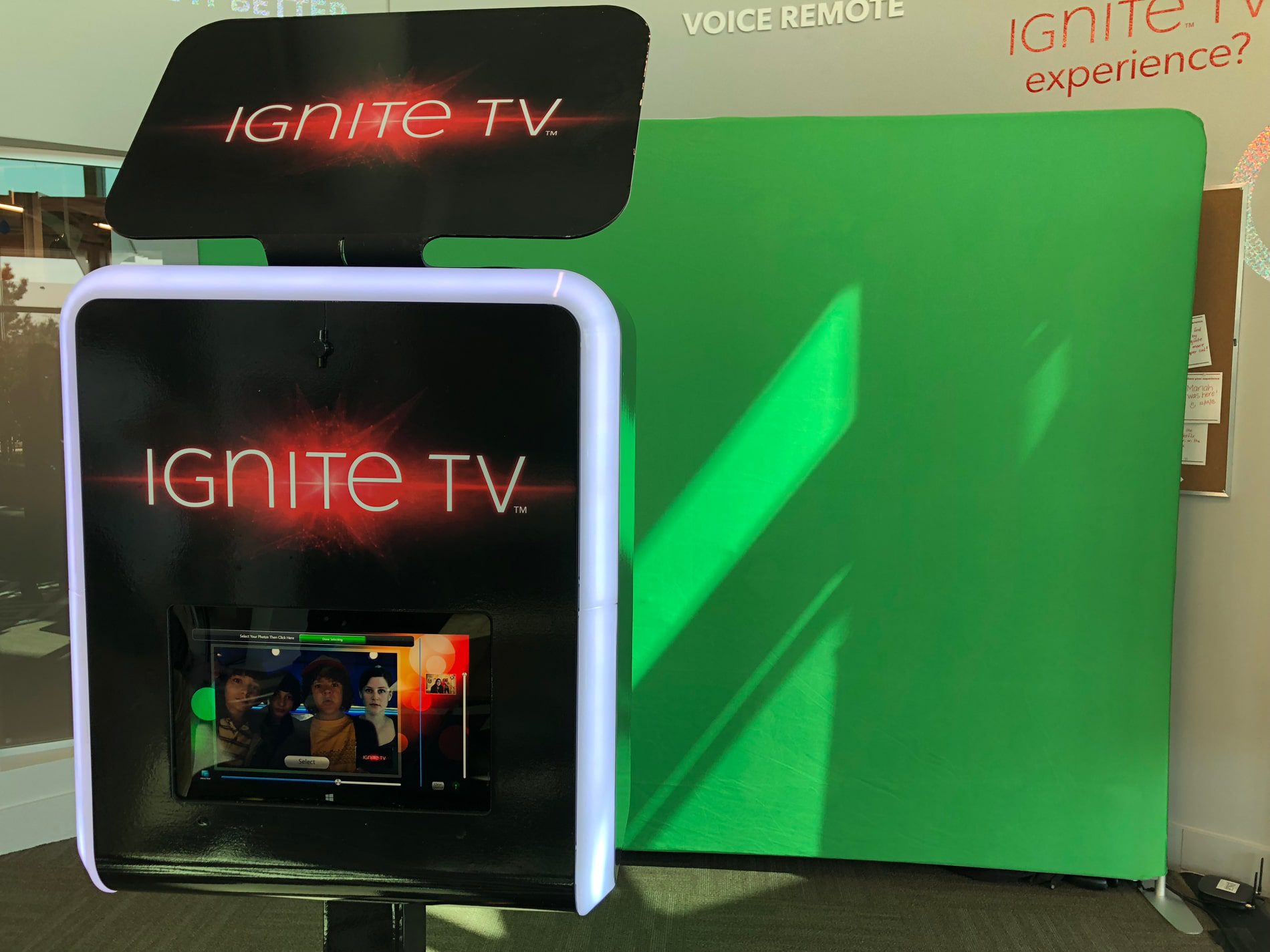 Top 5 Unique Photo Booth Ideas for Corporate Events - Page Activations